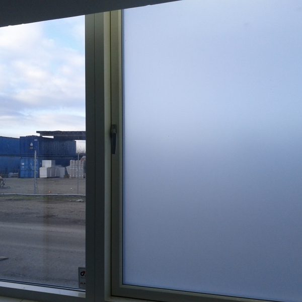 Solfilm til vinduer, biler og privatliv vinduesfilm. Monter selv og ...